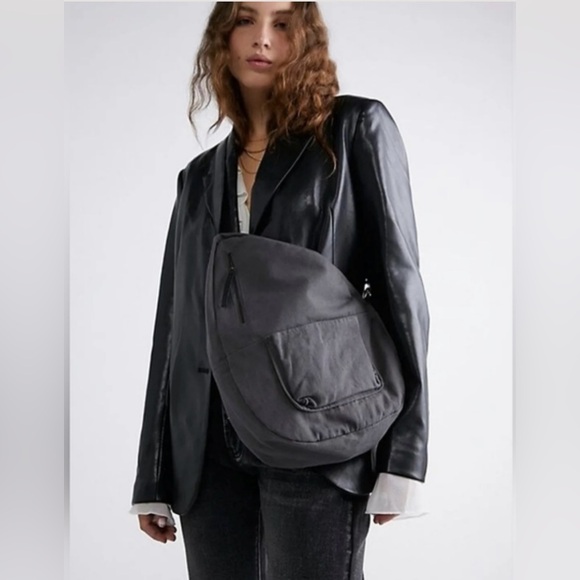 Free People | Bags | Free People Garbo Canvas Sling Crossbody Bag Tan ...